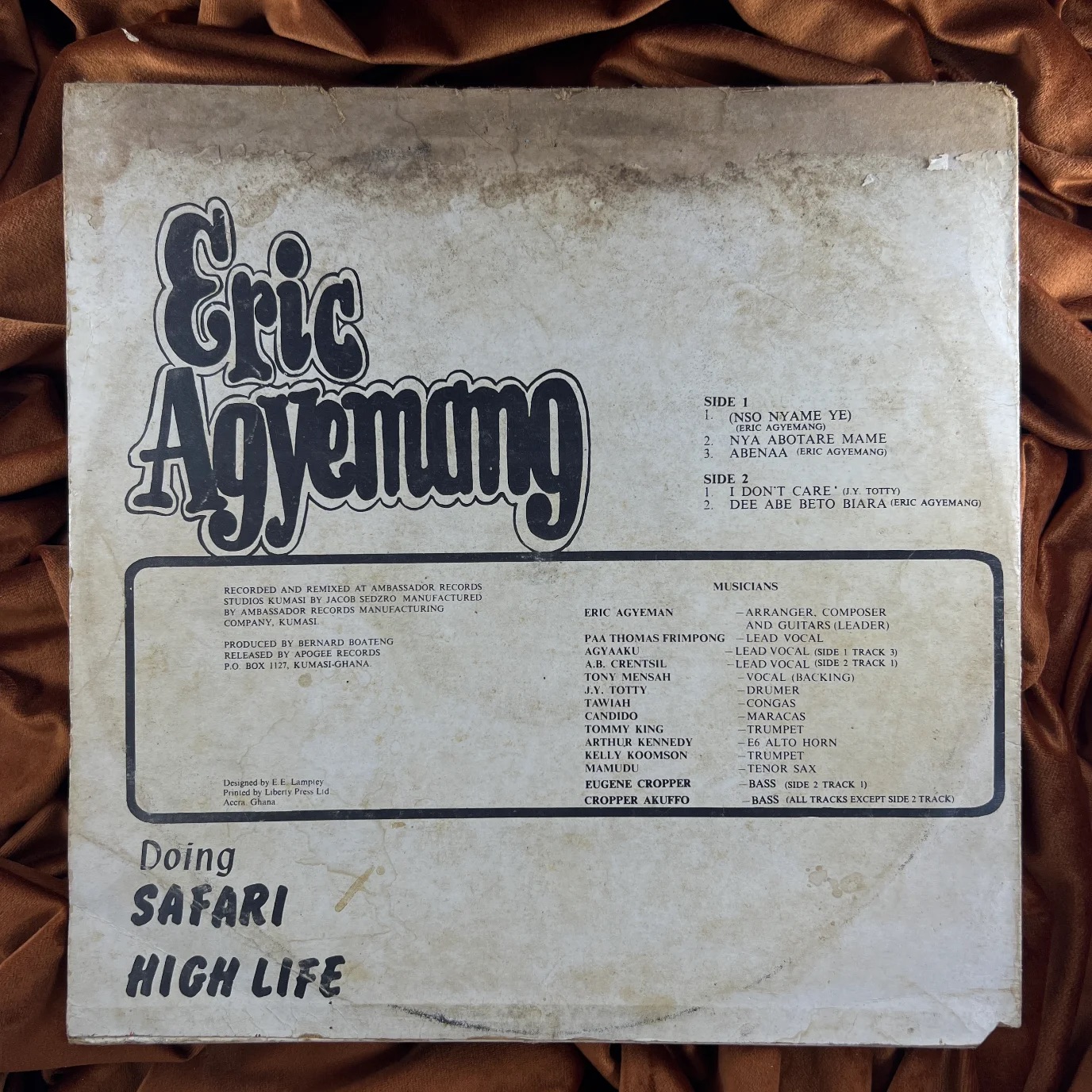 Eric Agyemang - Doing safari high life - CrocoDiscos